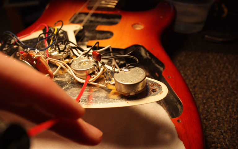 TGP: » How To Get Rid of Static on Guitar