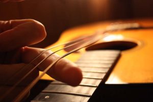 TGP: » A Visual Step-by-Step Guide to Changing Acoustic Guitar Strings
