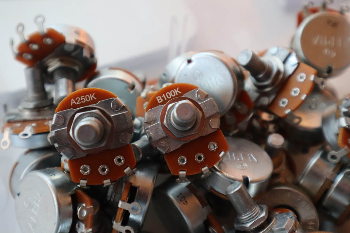 TGP: » The Volume Knob – The Guitar’s Best Kept Secret