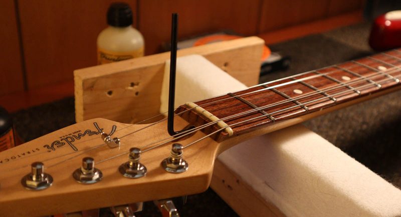 TGP: » How to Correctly Setup a Stratocaster